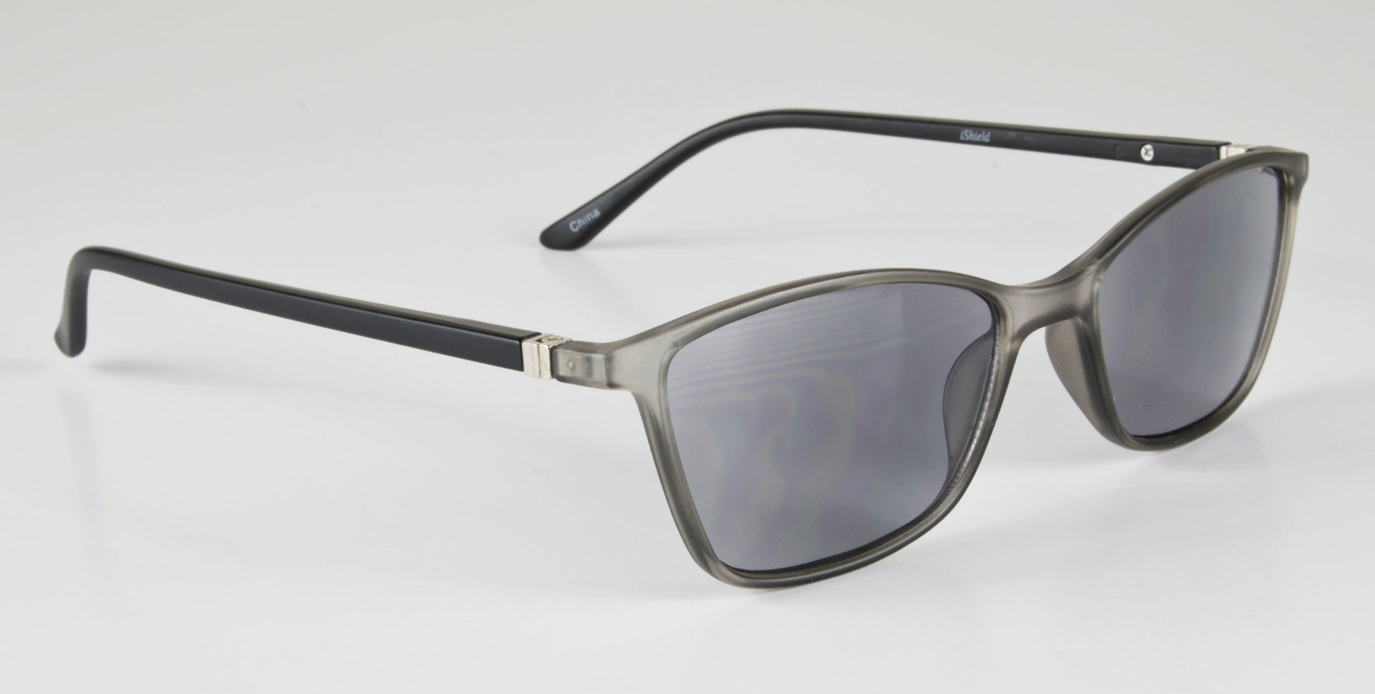 Sunglass Reader With Smoke Tint 200 Matte Crystal Gray